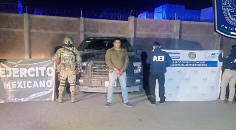 Lo arrestaron con armas, municiones y pick up robada en Gpe. y Calvo