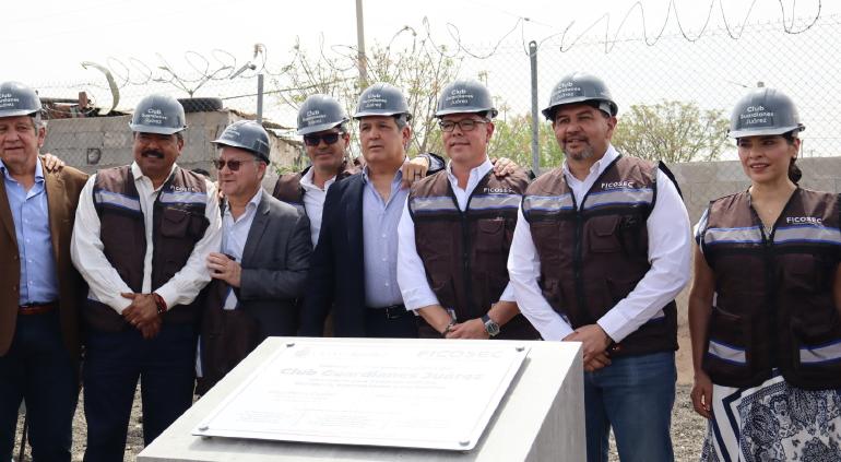 Colocan primera piedra del “Club Guardianes”, parque para policías