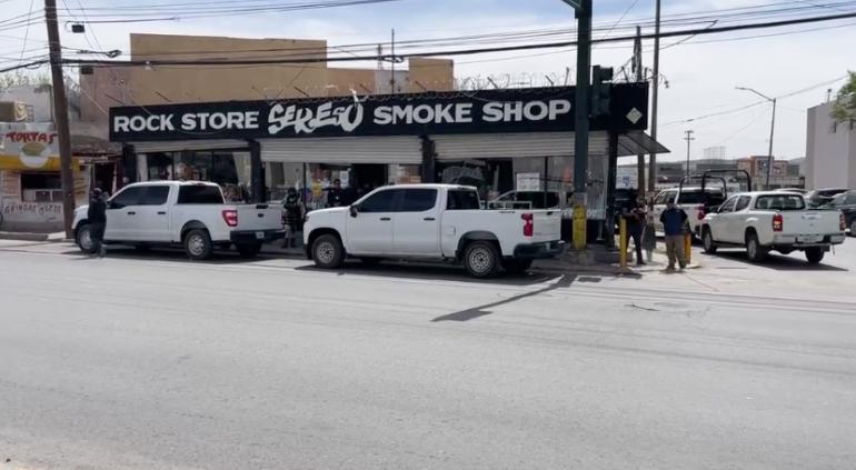 Catean tienda Sereso en el Centro; buscan piratería