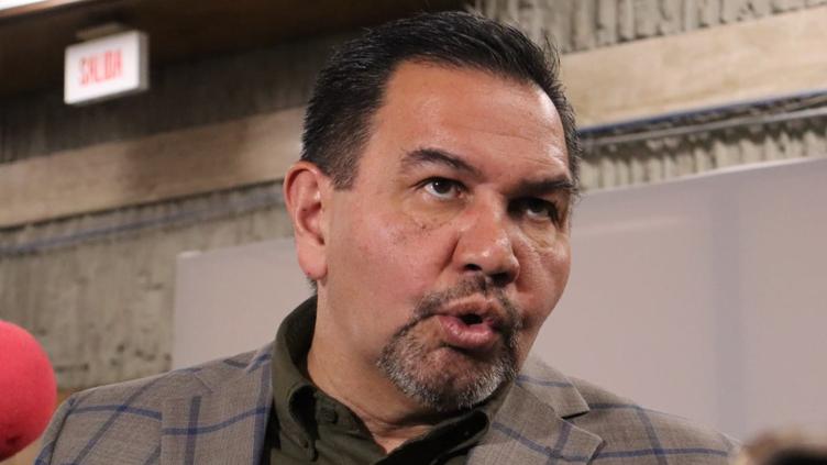 César Muñoz tiene mi confianza: Cruz