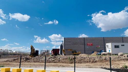 Arrancan desarrolladoras parte de la Poniente 5 (FOTOS) 📷