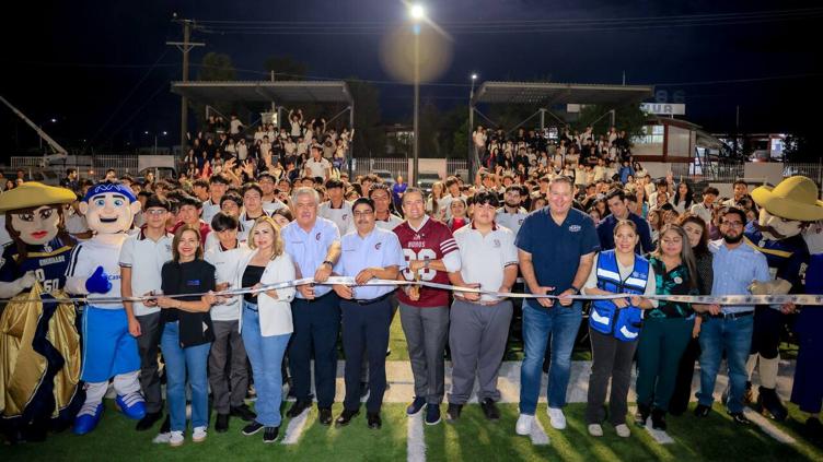 Inaugura Bonilla nuevas gradas y luminarias en el CETIS 86