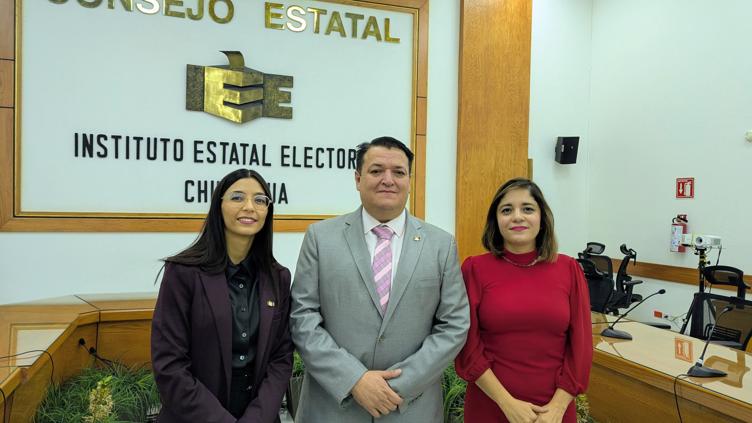 Protestan tres nuevos consejeros del IEE Chihuahua