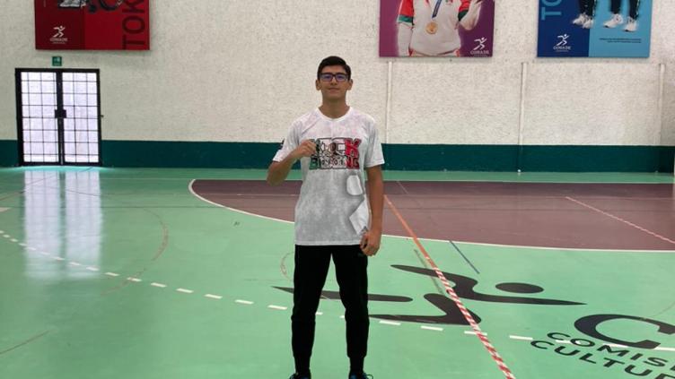 José Eduardo Gómez va por su lugar en el Panamericano de Kickboxing